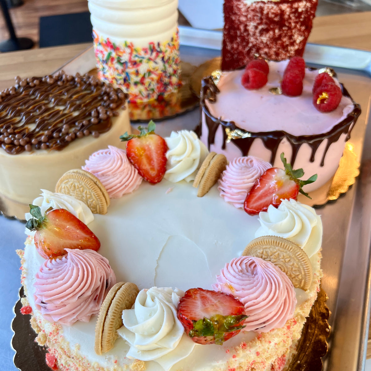 Luke's Custom Cakes | Hamilton, OH Bakery